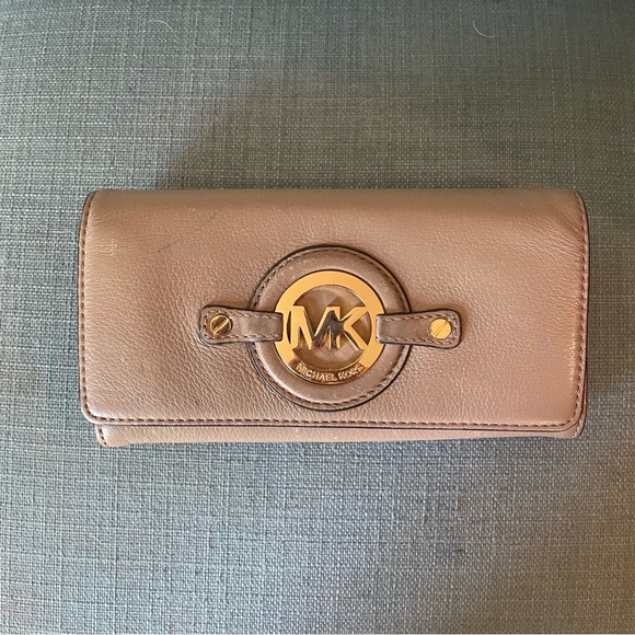 MICHAEL Michael Kors | Bags | Michael Michael Kors Carryall Stockard ...